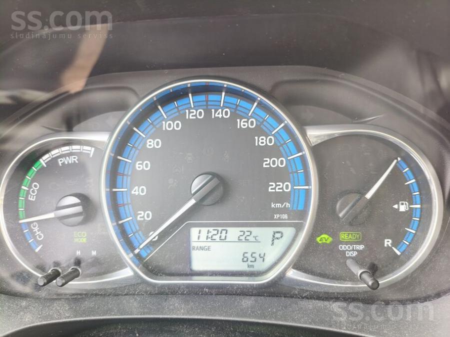 Sarkans Toyota Yaris 2016 Rīga, ar dzinēja tilpumu 1.50 L un nobraukumu 197 tūkst. km par 5400 €, foto 20 vietnē AUTOMOTO.COM.LV
