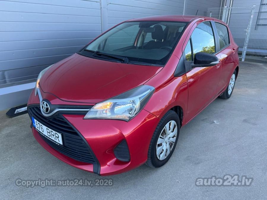 Sarkans Toyota Yaris 2016 Tallina, ar dzinēja tilpumu 1.30 L un nobraukumu 195 tūkst. km par 4995 €, foto 1 vietnē AUTOMOTO.COM.LV