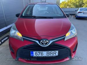 Sarkans Toyota Yaris 2016 Tallina, ar dzinēja tilpumu 1.30 L un nobraukumu 195 tūkst. km par 4995 €, foto 3 vietnē AUTOMOTO.COM.LV