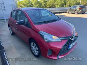 Sarkans Toyota Yaris 2016 Tallina, ar dzinēja tilpumu 1.30 L un nobraukumu 195 tūkst. km par 4995 €, foto 4 vietnē AUTOMOTO.COM.LV