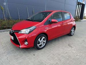 Sarkans Toyota Yaris 2016 Viļņa, ar dzinēja tilpumu 1.50 L un nobraukumu 115 tūkst. km par 12150 €, foto 3 vietnē AUTOMOTO.COM.LV