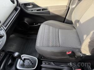 Красный Тойота Ярис 2016 в Талси, объемом двигателя 1.50 л и пробегом 248 тыс. км за 5900 €, фото 17 на AUTOMOTO.COM.LV