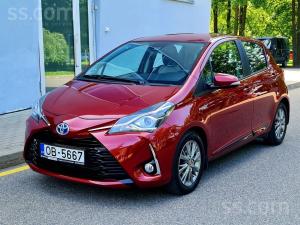 Sarkans Toyota Yaris 2017 Rīga, ar dzinēja tilpumu 1.50 L un nobraukumu 110 tūkst. km par 3900 €, foto 1 vietnē AUTOMOTO.COM.LV