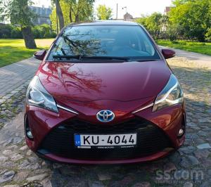 Sarkans Toyota Yaris 2017 Jelgava, ar dzinēja tilpumu 1.50 L un nobraukumu 0 tūkst. km par 8990 €, foto 5 vietnē AUTOMOTO.COM.LV