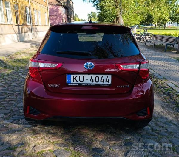 Sarkans Toyota Yaris 2017 Jelgava, ar dzinēja tilpumu 1.50 L un nobraukumu 0 tūkst. km par 8990 €, foto 6 vietnē AUTOMOTO.COM.LV
