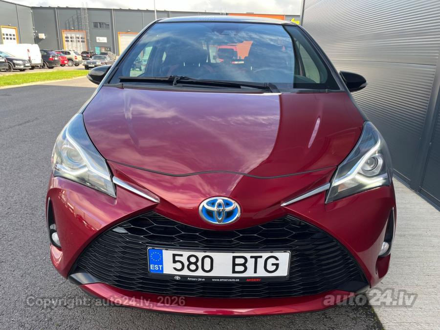 Sarkans Toyota Yaris 2017 Kuresāre, ar dzinēja tilpumu 1.50 L un nobraukumu 65 tūkst. km par 12990 €, foto 3 vietnē AUTOMOTO.COM.LV