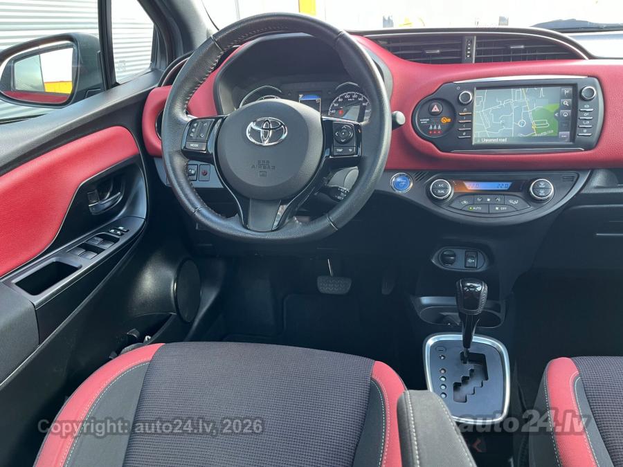 Sarkans Toyota Yaris 2017 Kuresāre, ar dzinēja tilpumu 1.50 L un nobraukumu 65 tūkst. km par 12990 €, foto 11 vietnē AUTOMOTO.COM.LV
