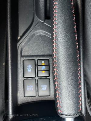 Sarkans Toyota Yaris 2017 Kuresāre, ar dzinēja tilpumu 1.50 L un nobraukumu 65 tūkst. km par 12990 €, foto 16 vietnē AUTOMOTO.COM.LV