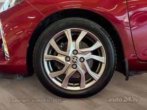 Sarkans Toyota Yaris 2017 Tartu, ar dzinēja tilpumu 1.50 L un nobraukumu 76 tūkst. km par 11990 €, foto 16 vietnē AUTOMOTO.COM.LV