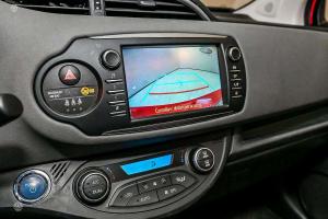 Sarkans Toyota Yaris 2017 Viļņa, ar dzinēja tilpumu 1.50 L un nobraukumu 29 tūkst. km par 13500 €, foto 16 vietnē AUTOMOTO.COM.LV