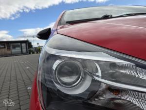 Red Toyota Yaris 2017 in Ukmerge, with an engine capacity of 1.50 L and mileage of 190 thousand km for 8950 €, photo 10 on AUTOMOTO.COM.LV