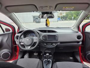 Red Toyota Yaris 2017 in Ukmerge, with an engine capacity of 1.50 L and mileage of 190 thousand km for 8950 €, photo 17 on AUTOMOTO.COM.LV