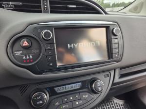 Red Toyota Yaris 2017 in Ukmerge, with an engine capacity of 1.50 L and mileage of 190 thousand km for 8950 €, photo 20 on AUTOMOTO.COM.LV