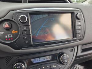 Red Toyota Yaris 2017 in Ukmerge, with an engine capacity of 1.50 L and mileage of 190 thousand km for 8950 €, photo 24 on AUTOMOTO.COM.LV