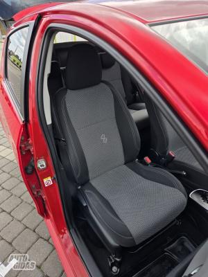 Red Toyota Yaris 2017 in Ukmerge, with an engine capacity of 1.50 L and mileage of 190 thousand km for 8950 €, photo 30 on AUTOMOTO.COM.LV