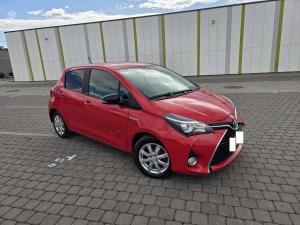 Sarkans Toyota Yaris 2017 Viļņa, ar dzinēja tilpumu 1.50 L un nobraukumu 190 tūkst. km par 8950 €, foto 9 vietnē AUTOMOTO.COM.LV