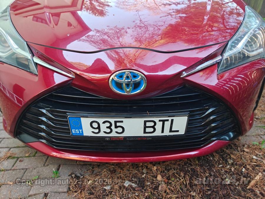 Sarkans Toyota Yaris 2017 Tallina, ar dzinēja tilpumu 1.50 L un nobraukumu 73 tūkst. km par 12999 €, foto 6 vietnē AUTOMOTO.COM.LV