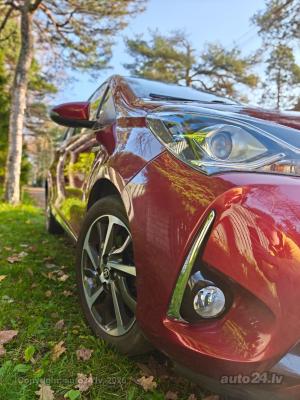 Sarkans Toyota Yaris 2017 Tallina, ar dzinēja tilpumu 1.50 L un nobraukumu 73 tūkst. km par 12999 €, foto 20 vietnē AUTOMOTO.COM.LV