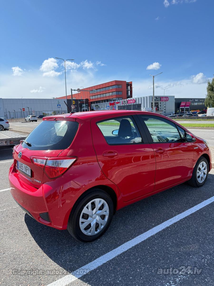 Red Toyota Yaris 2018 in Tallinn, with an engine capacity of 1.50 L and mileage of 78 thousand km for 11500 €, photo 3 on AUTOMOTO.COM.LV