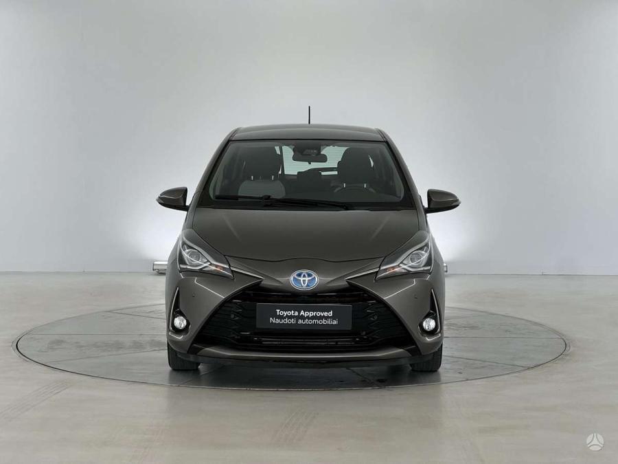 Sarkans Toyota Yaris 2018 Viļņa, ar dzinēja tilpumu 1.50 L un nobraukumu 116 tūkst. km par 11900 €, foto 6 vietnē AUTOMOTO.COM.LV