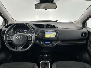 Sarkans Toyota Yaris 2018 Viļņa, ar dzinēja tilpumu 1.50 L un nobraukumu 116 tūkst. km par 11900 €, foto 9 vietnē AUTOMOTO.COM.LV