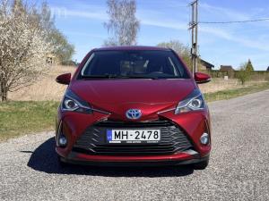 Sarkans Toyota Yaris 2019 Rīga, ar dzinēja tilpumu 1.50 L un nobraukumu 49 tūkst. km par 10900 €, foto 3 vietnē AUTOMOTO.COM.LV