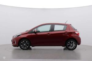 Red Toyota Yaris 2019 in Vilnius, with an engine capacity of 1.50 L and mileage of 70 thousand km for 11900 €, photo 5 on AUTOMOTO.COM.LV