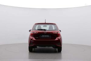 Red Toyota Yaris 2019 in Vilnius, with an engine capacity of 1.50 L and mileage of 70 thousand km for 11900 €, photo 6 on AUTOMOTO.COM.LV