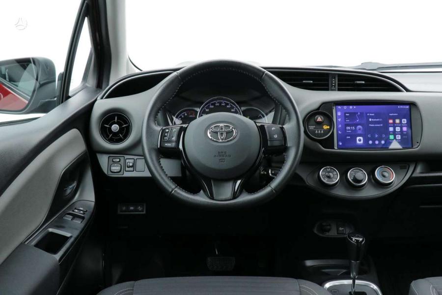 Red Toyota Yaris 2019 in Vilnius, with an engine capacity of 1.50 L and mileage of 70 thousand km for 11900 €, photo 9 on AUTOMOTO.COM.LV