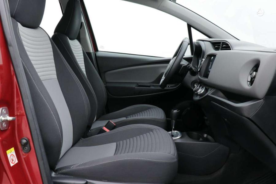 Red Toyota Yaris 2019 in Vilnius, with an engine capacity of 1.50 L and mileage of 70 thousand km for 11900 €, photo 10 on AUTOMOTO.COM.LV