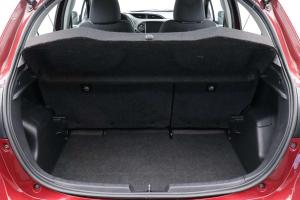 Red Toyota Yaris 2019 in Vilnius, with an engine capacity of 1.50 L and mileage of 70 thousand km for 11900 €, photo 12 on AUTOMOTO.COM.LV