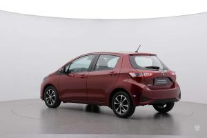 Red Toyota Yaris 2019 in Vilnius, with an engine capacity of 1.50 L and mileage of 70 thousand km for 11900 €, photo 19 on AUTOMOTO.COM.LV