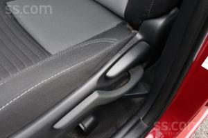 Red Toyota Yaris 2019 in Riga, with an engine capacity of 1.50 L and mileage of 99 thousand km for 10990 €, photo 24 on AUTOMOTO.COM.LV