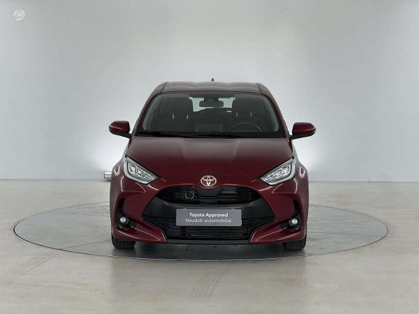 Красный Тойота Ярис 2020 в Вильнюс, объемом двигателя 1.49 л и пробегом 111 тыс. км за 14900 €, фото 5 на AUTOMOTO.COM.LV