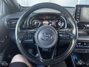 Sarkans Toyota Yaris 2020 Viļņa, ar dzinēja tilpumu 1.50 L un nobraukumu 89 tūkst. km par 16350 €, foto 33 vietnē AUTOMOTO.COM.LV