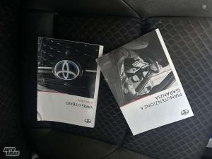 Sarkans Toyota Yaris 2020 Viļņa, ar dzinēja tilpumu 1.50 L un nobraukumu 89 tūkst. km par 16350 €, foto 35 vietnē AUTOMOTO.COM.LV