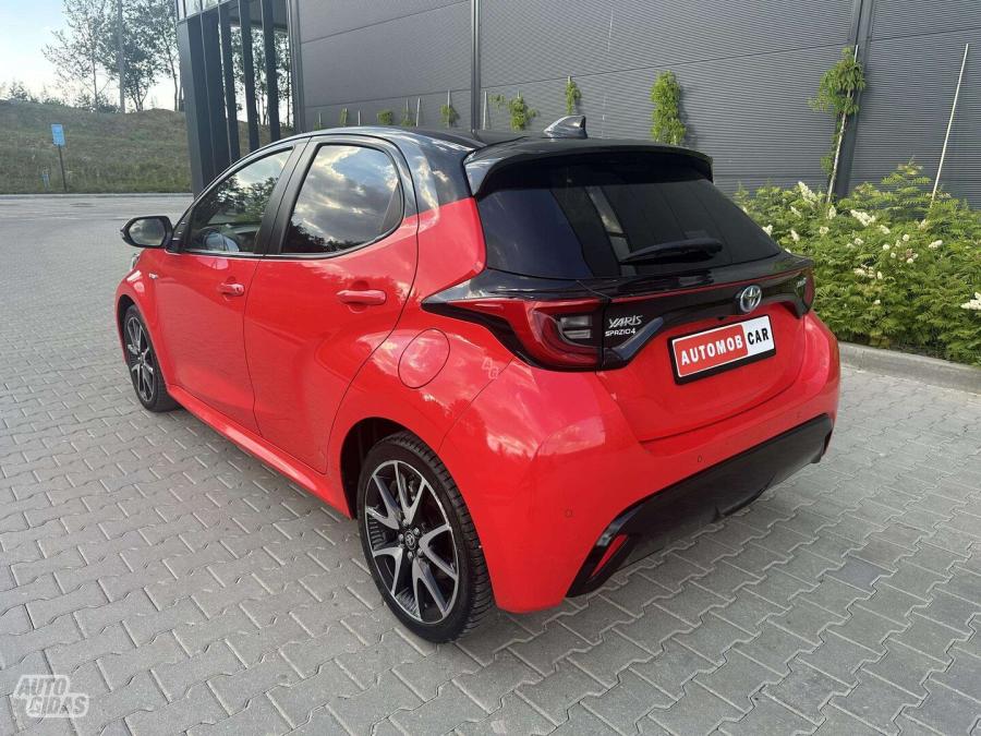 Red Toyota Yaris 2020 in Vilnius, with an engine capacity of 1.50 L and mileage of 89 thousand km for 17350 €, photo 7 on AUTOMOTO.COM.LV