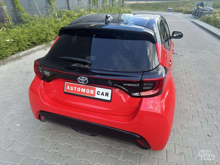 Red Toyota Yaris 2020 in Vilnius, with an engine capacity of 1.50 L and mileage of 89 thousand km for 17350 €, photo 10 on AUTOMOTO.COM.LV