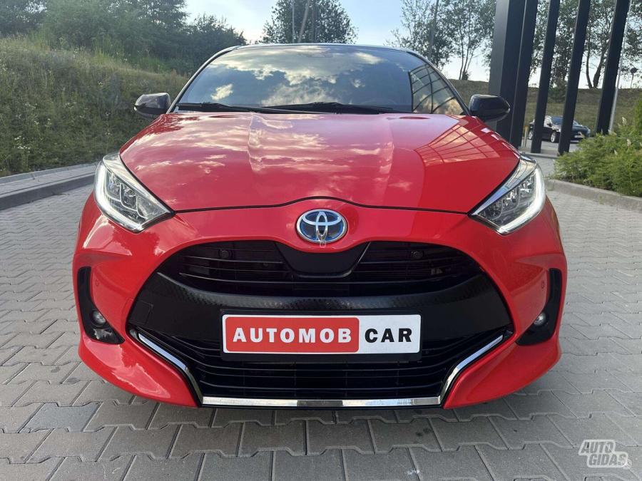 Red Toyota Yaris 2020 in Vilnius, with an engine capacity of 1.50 L and mileage of 89 thousand km for 17350 €, photo 17 on AUTOMOTO.COM.LV