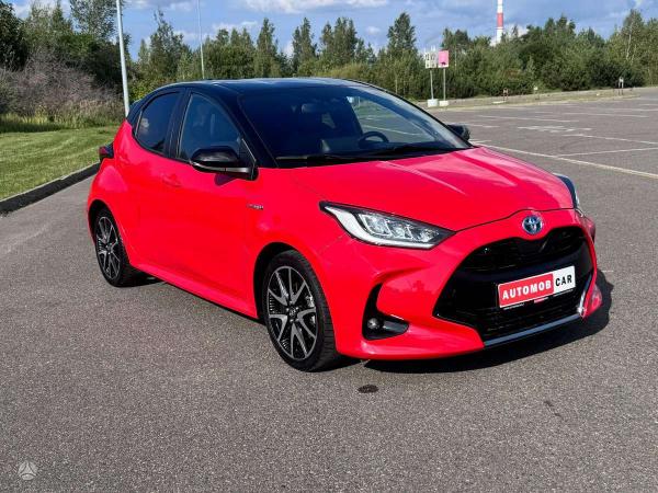 Тойота Ярис 2020 в Вильнюс на AUTOMOTO.COM.LV Красный Тойота Ярис 2020 в Вильнюс, объемом двигателя 1.49 л и пробегом 89 тыс. км за 17350 €, фото 1 на AUTOMOTO.COM.LV