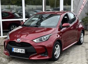 Red Toyota Yaris 2020 in Radviliskis, with an engine capacity of 1.50 L and mileage of 118 thousand km for 12250 €, photo 6 on AUTOMOTO.COM.LV