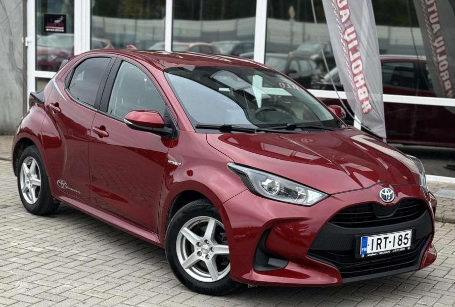Sarkans Toyota Yaris 2020 Radviliškis, ar dzinēja tilpumu 1.50 L un nobraukumu 118 tūkst. km par 12250 €, foto 3 vietnē AUTOMOTO.COM.LV