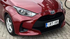 Sarkans Toyota Yaris 2020 Radviliškis, ar dzinēja tilpumu 1.50 L un nobraukumu 118 tūkst. km par 12250 €, foto 8 vietnē AUTOMOTO.COM.LV