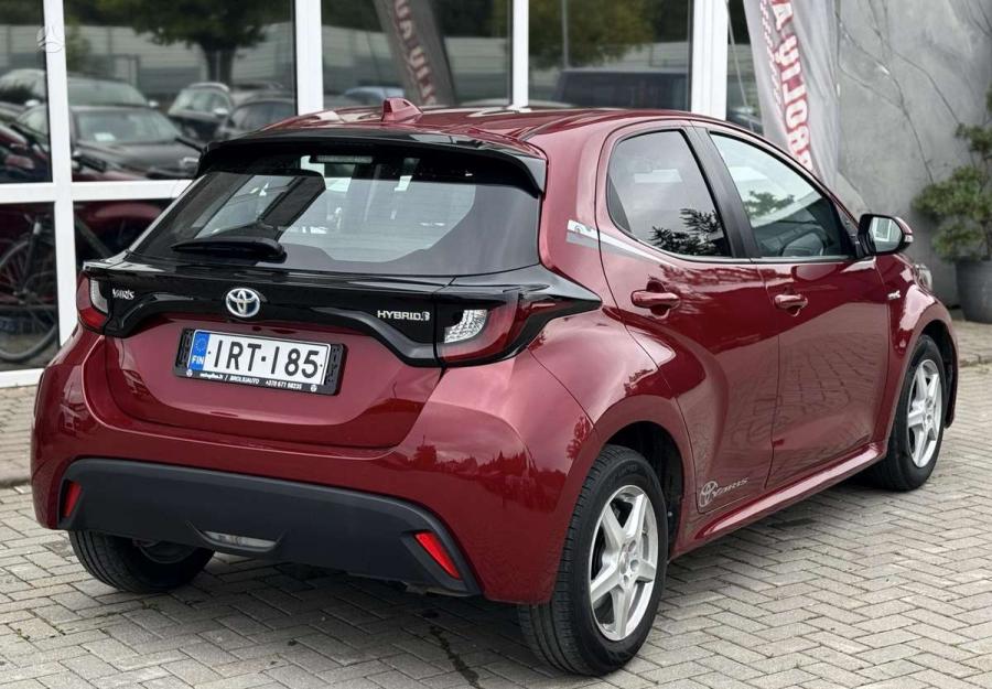 Sarkans Toyota Yaris 2020 Radviliškis, ar dzinēja tilpumu 1.50 L un nobraukumu 118 tūkst. km par 12250 €, foto 13 vietnē AUTOMOTO.COM.LV