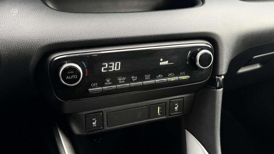 Sarkans Toyota Yaris 2020 Radviliškis, ar dzinēja tilpumu 1.50 L un nobraukumu 118 tūkst. km par 12250 €, foto 25 vietnē AUTOMOTO.COM.LV
