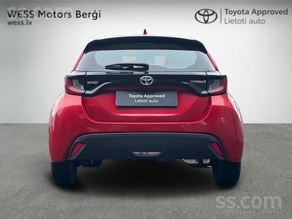 Sarkans Toyota Yaris 2021 Rīga, ar dzinēja tilpumu 1.50 L un nobraukumu 160 tūkst. km par 13490 €, foto 4 vietnē AUTOMOTO.COM.LV