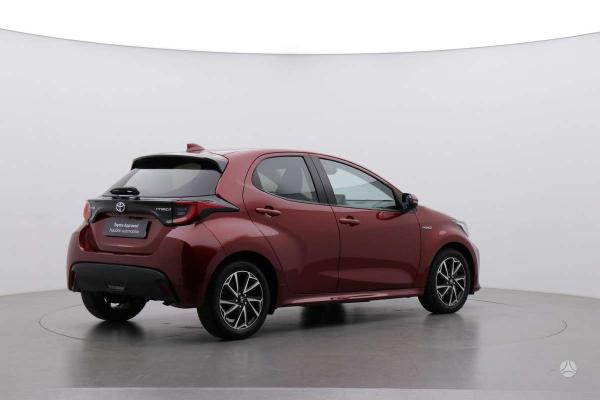 Sarkans Toyota Yaris 2021 Viļņa, ar dzinēja tilpumu 1.49 L un nobraukumu 39 tūkst. km par 16900 €, foto 3 vietnē AUTOMOTO.COM.LV