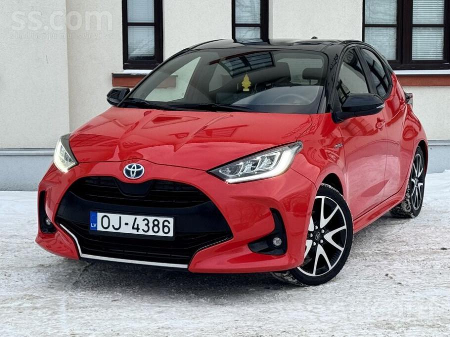 Sarkans Toyota Yaris 2021 Jelgava, ar dzinēja tilpumu 1.50 L un nobraukumu 50 tūkst. km par 17800 €, foto 1 vietnē AUTOMOTO.COM.LV