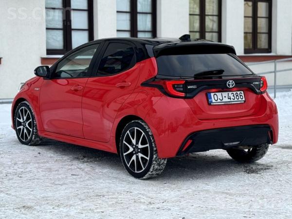 Red Toyota Yaris 2021 in Jelgava, with an engine capacity of 1.50 L and mileage of 50 thousand km for 17800 €, photo 8 on AUTOMOTO.COM.LV