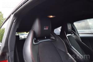 Sarkans Toyota Yaris 2021 Rīga, ar dzinēja tilpumu 1.60 L un nobraukumu 51 tūkst. km par 47000 €, foto 16 vietnē AUTOMOTO.COM.LV